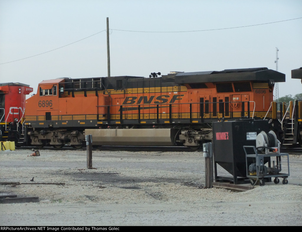 BNSF 6896